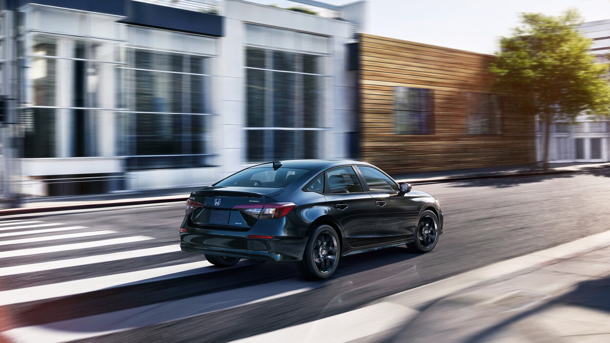 2025 Honda Civic Sedan: Compact Fuel-Efficient Hybrid | Honda Canada