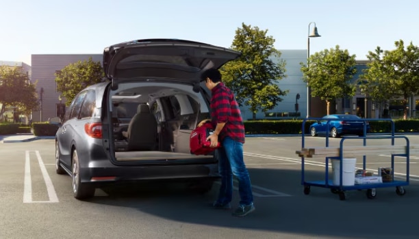 2025 Honda Odyssey: 8-Seater Family Minivan | Honda Canada